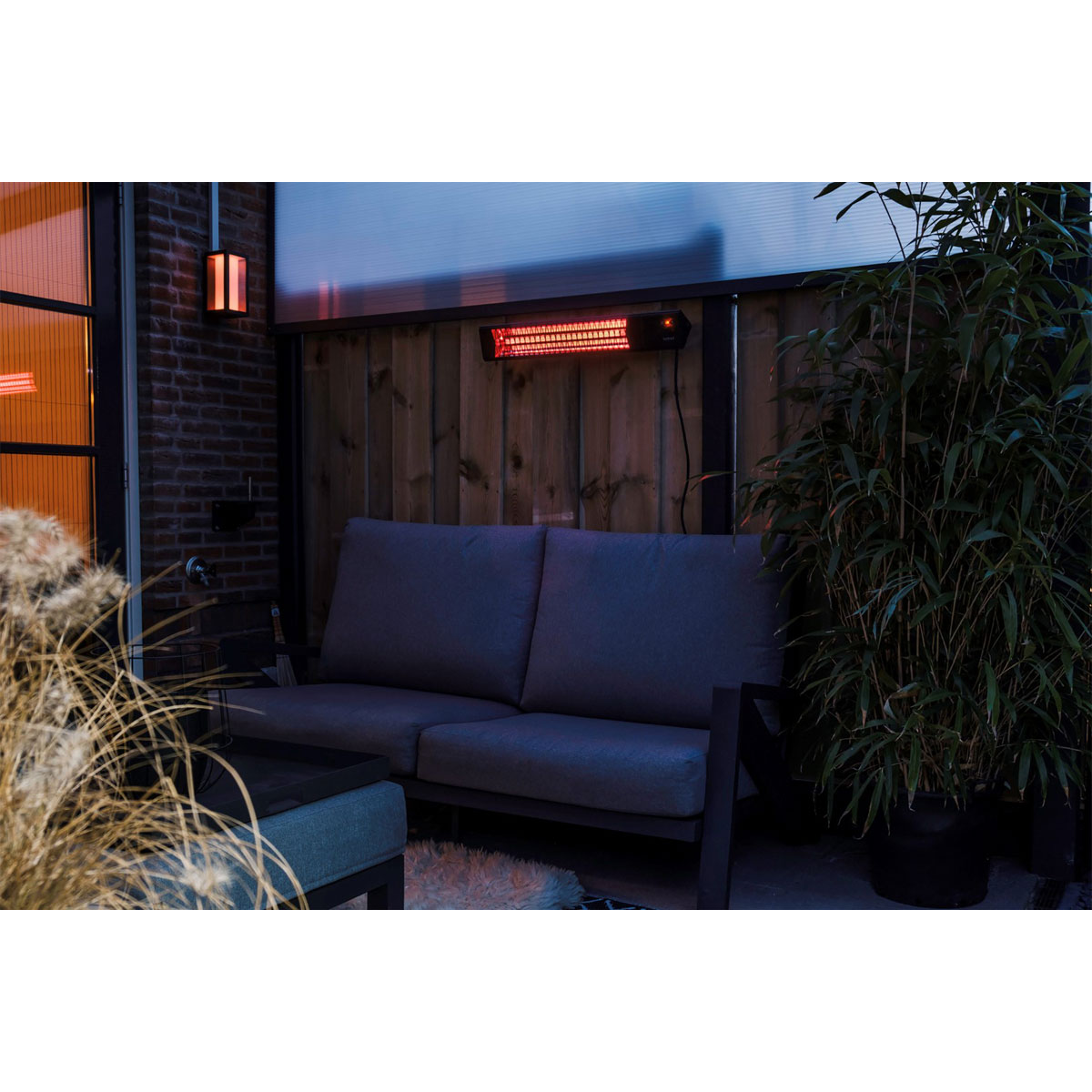 SUNRED Sundred Wandheizstrahler Triangle Dark 2500 Watt 9 Stufen ...